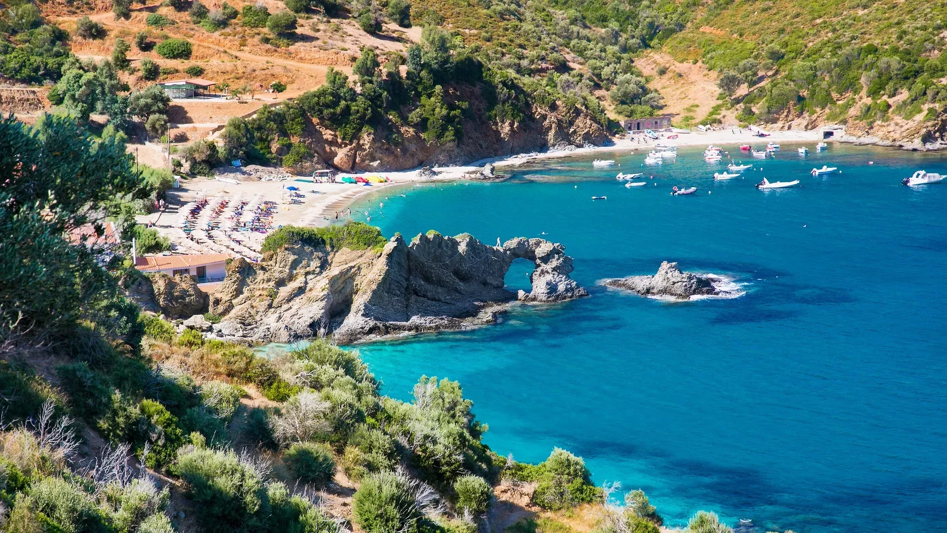 Telegraph: 10 ελληνικοί προορισμοί για διακοπές μακριά από την πεπατημένη