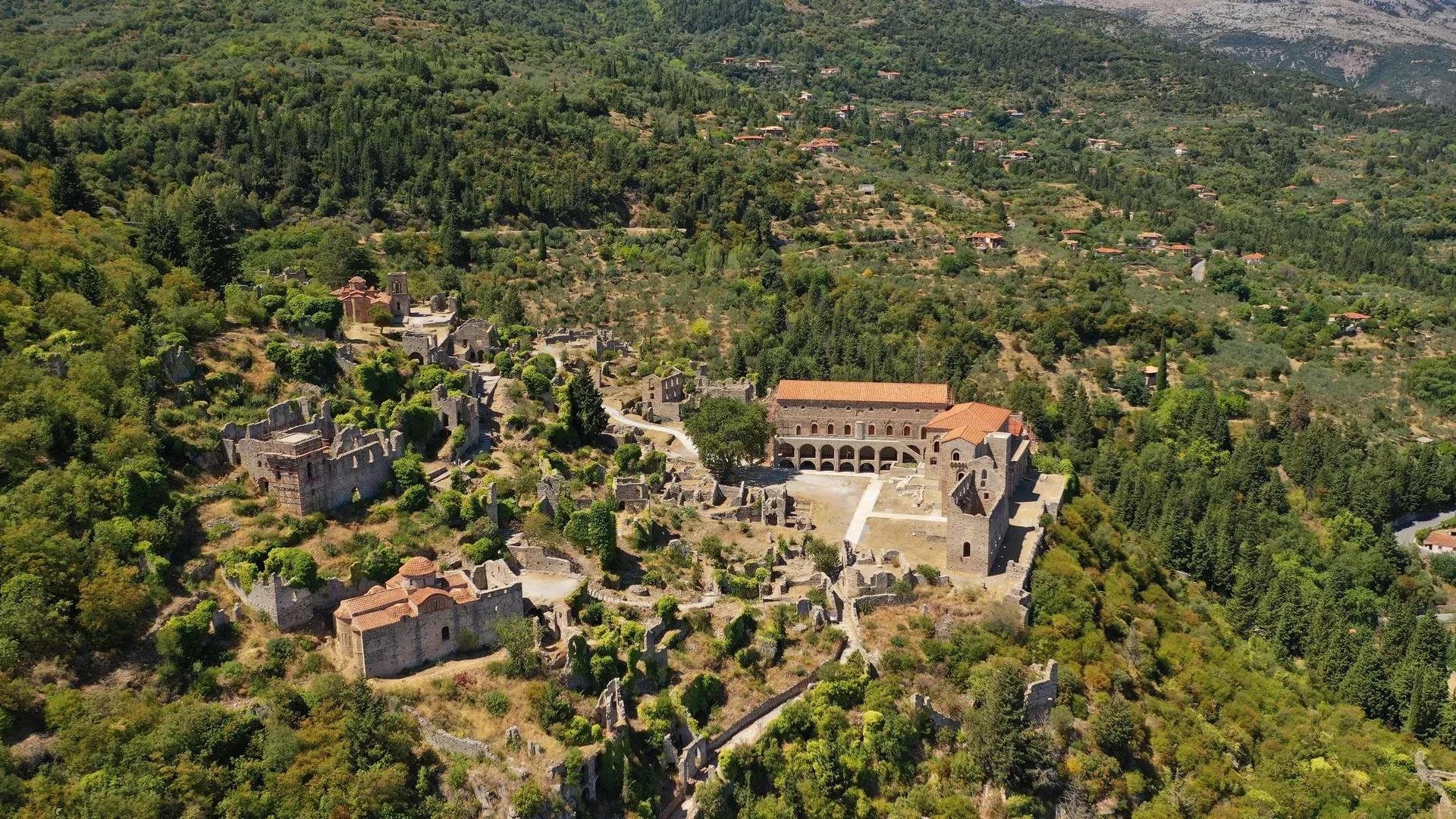 4 καστροπολιτείες της Ελλάδας για φθινοπωρινές εκδρομές