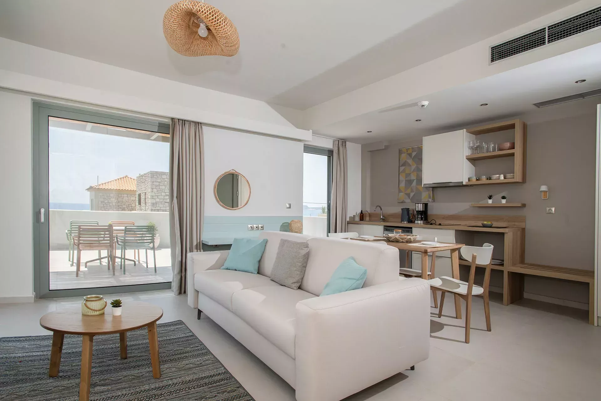 Callisto Seaside Homes & Suites: Αξέχαστη φιλοξενία στη Μαραθόπολη ...