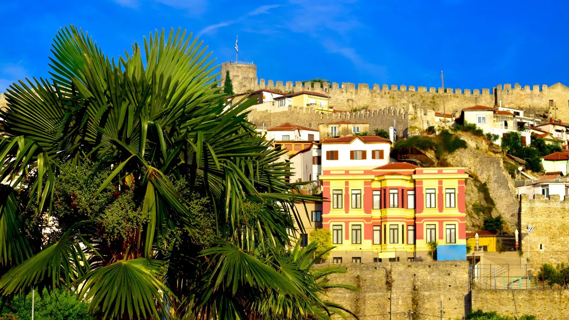 Καβάλα: Η υπέροχη Παλιά Πόλη και τα αξιοθέατά της