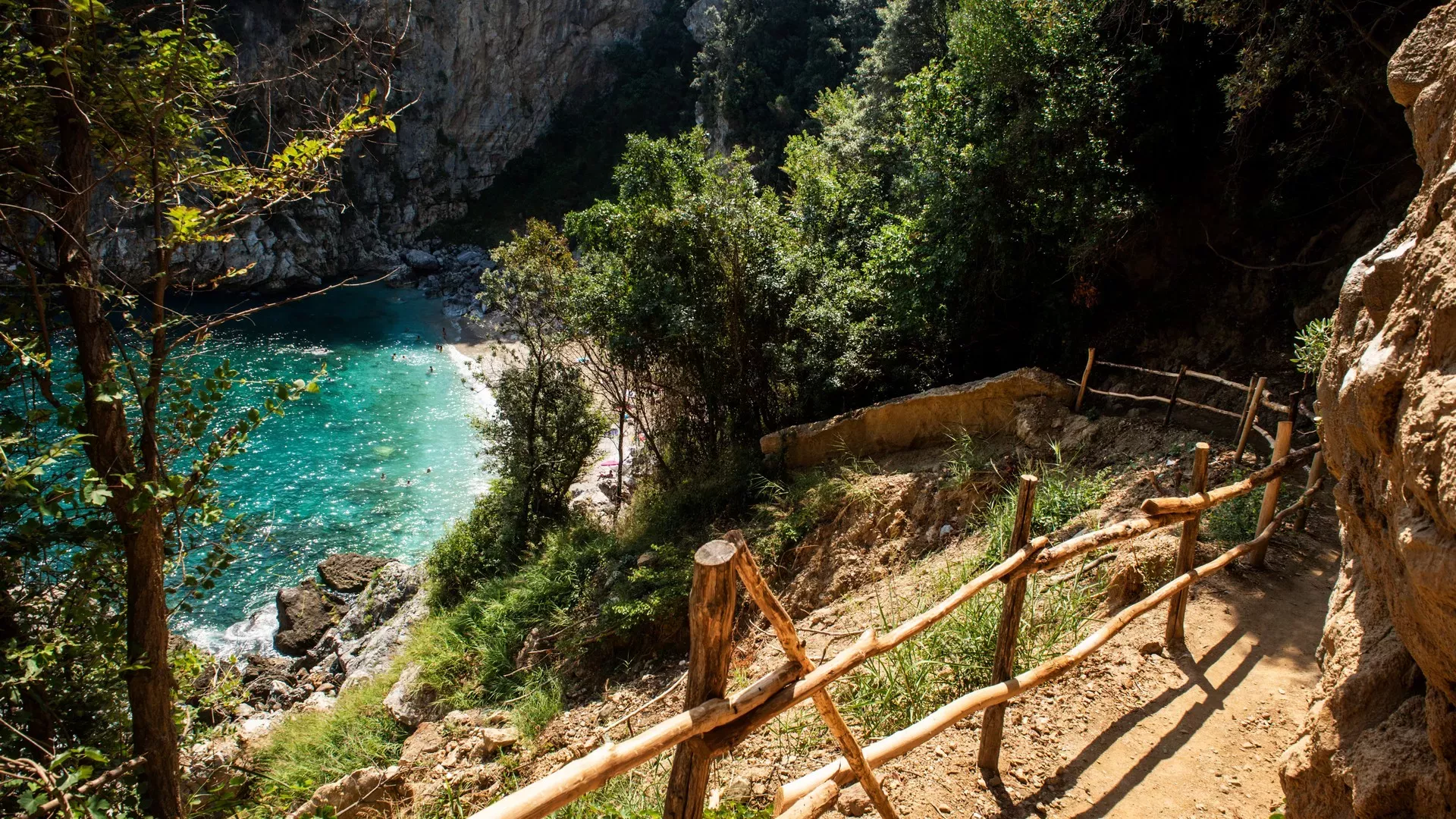 Φακίστρα: Η εξωτική παραλία του Πηλίου.. | BriefingNews