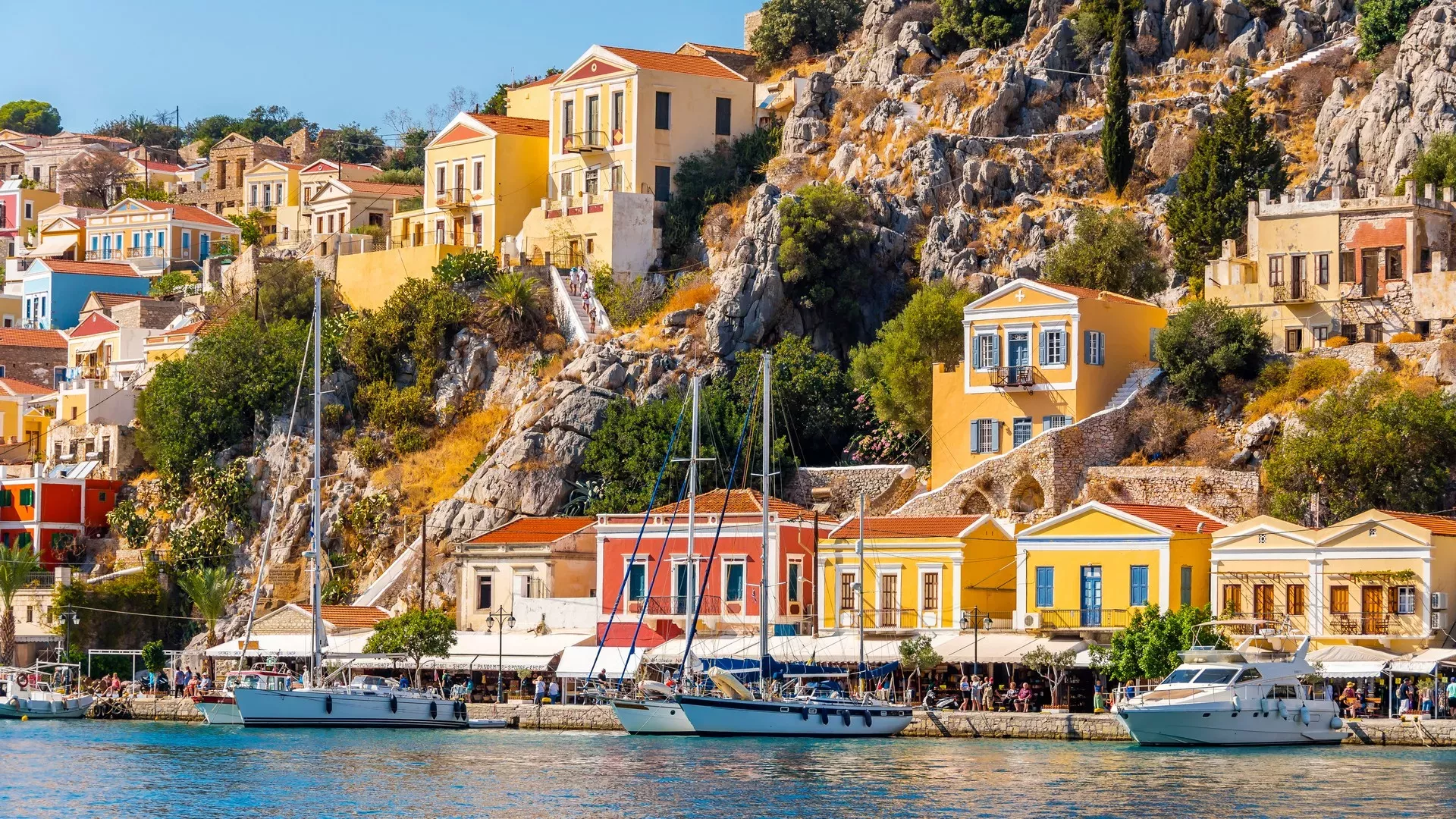 Σε ελληνικό νησί ο πιο όμορφος δρόμος στον κόσμο