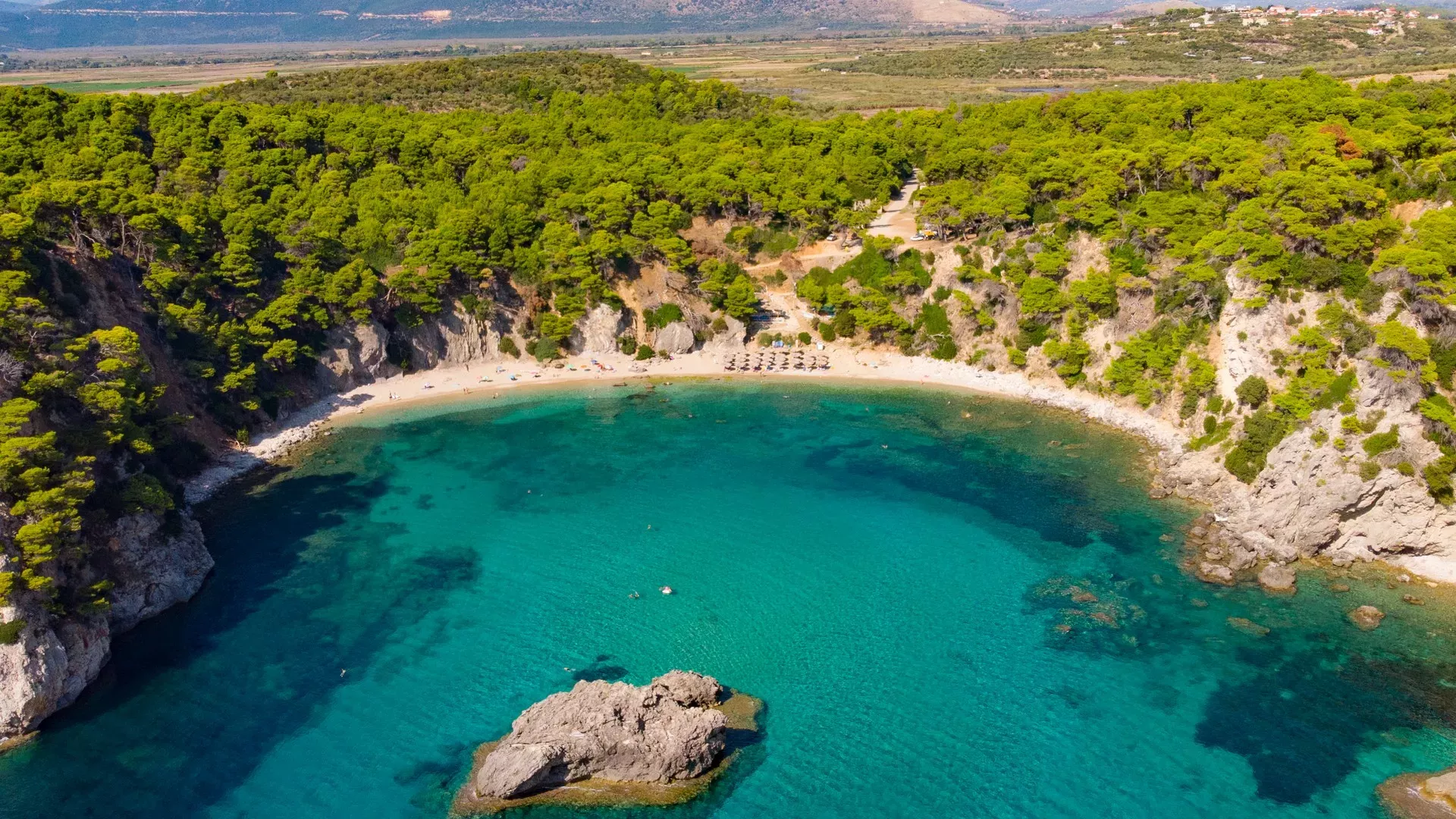 Αλωνάκι Φαναρίου: Μία από τις ωραιότερες παραλίες της Ηπείρου