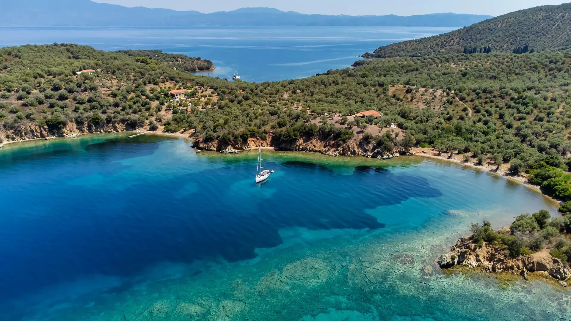 Παλαιό Τρίκερι: Το ήσυχο νησάκι του Παγασητικού όπου ο χρόνος σταματά
