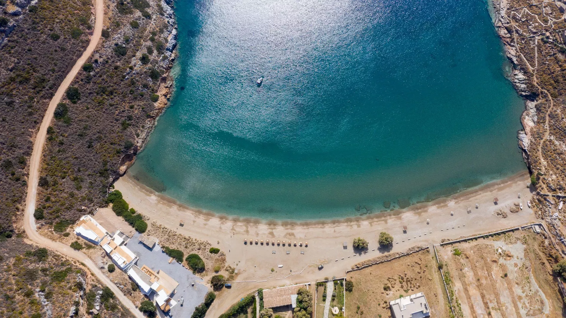 Οι ωραιότερες παραλίες στην Τζια