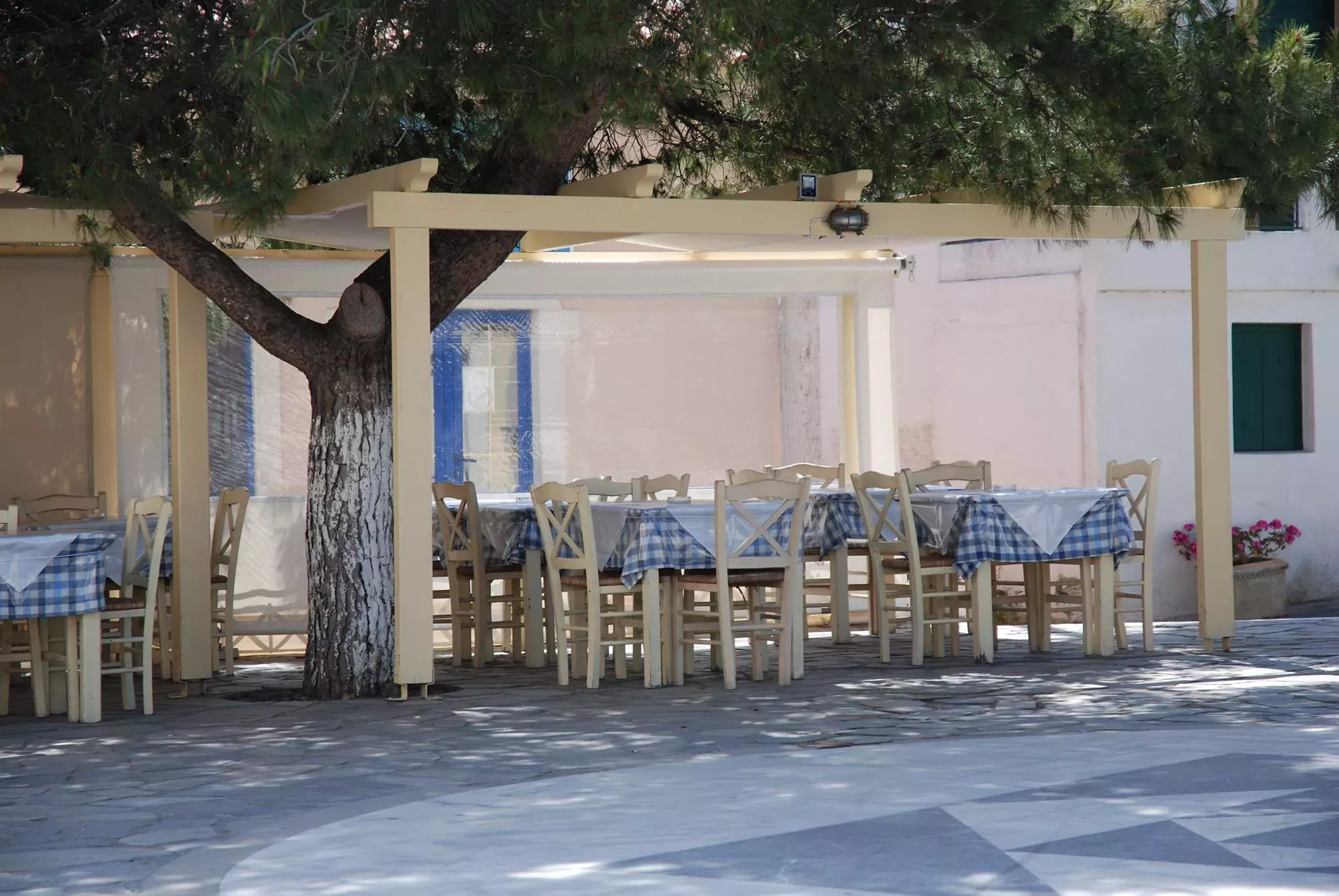 Κύθηρα: 7 ξεχωριστά μέρη για φαγητό