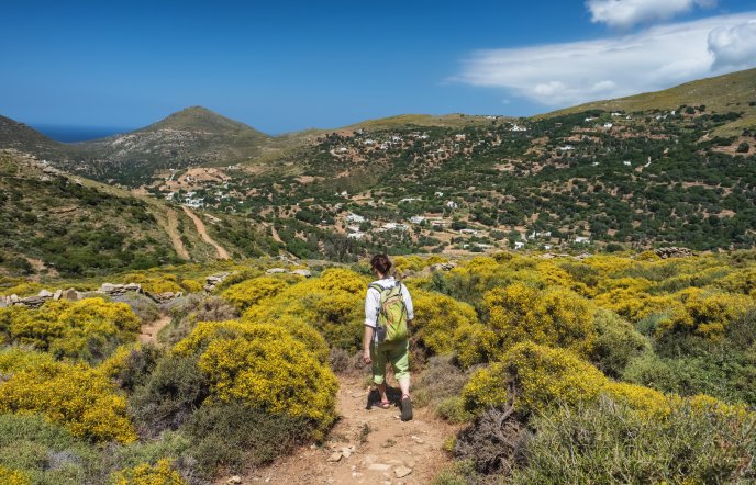 Greek Travel Awards: Αυτός είναι ο κορυφαίος προορισμός για πεζοπορία ...