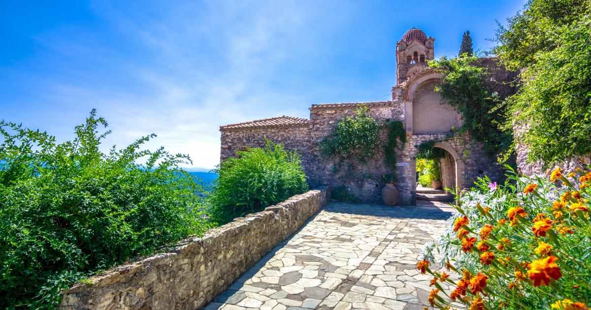 Μυστράς: Άνοιξη στη μαγευτική καστροπολιτεία