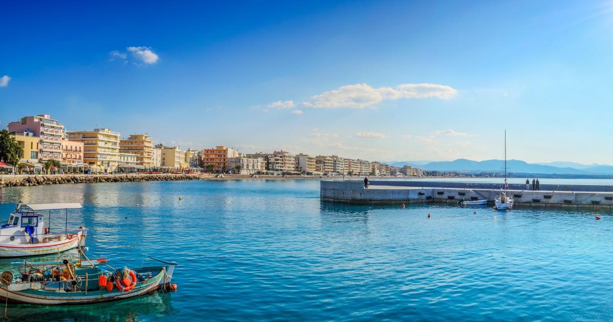 Λουτράκι: Μια απόδραση που τα έχει όλα