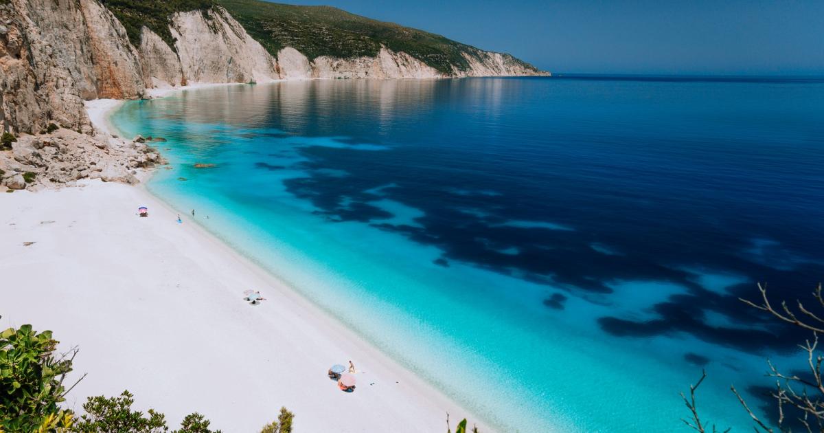 10 ονειρεμένες παραλίες στα ελληνικά νησιά