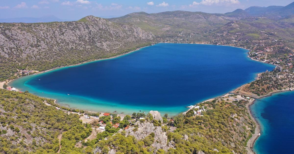 Λίμνη Βουλιαγμένη: Ο γαλάζιος παράδεισος δίπλα στο Λουτράκι