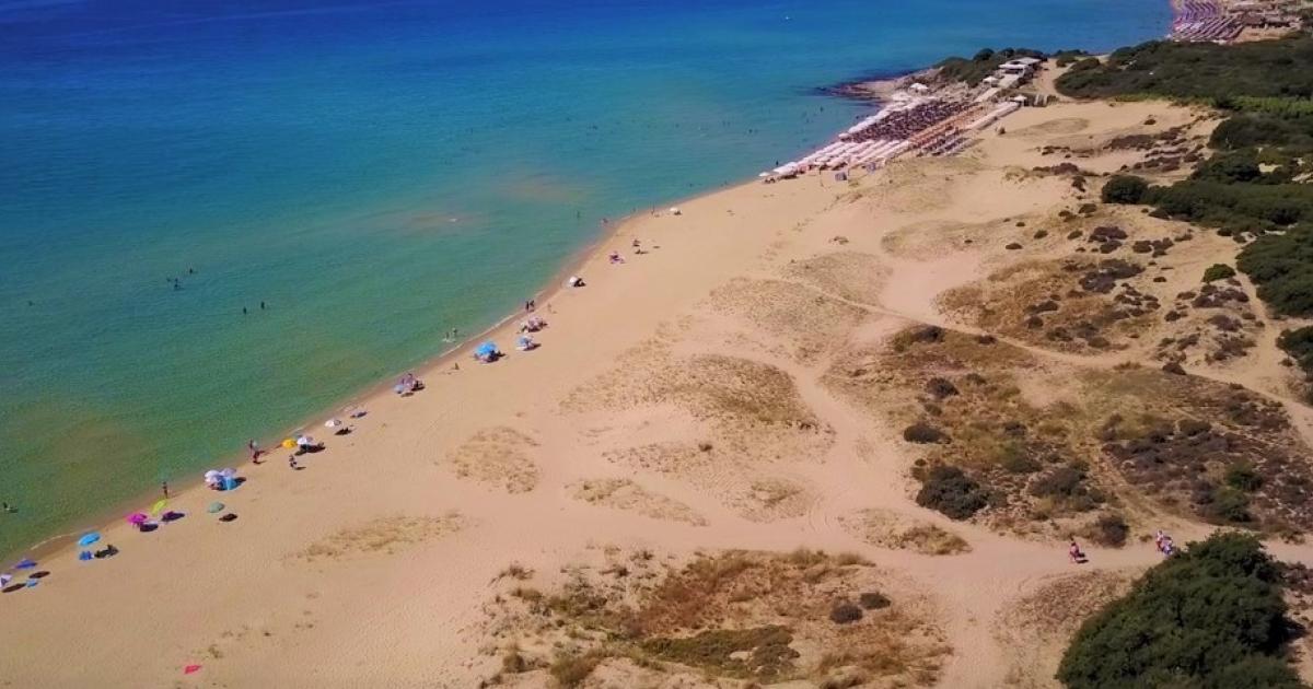 Η παραδεισένια παραλία της Καβάλας που θυμίζει Καραϊβική (vid)