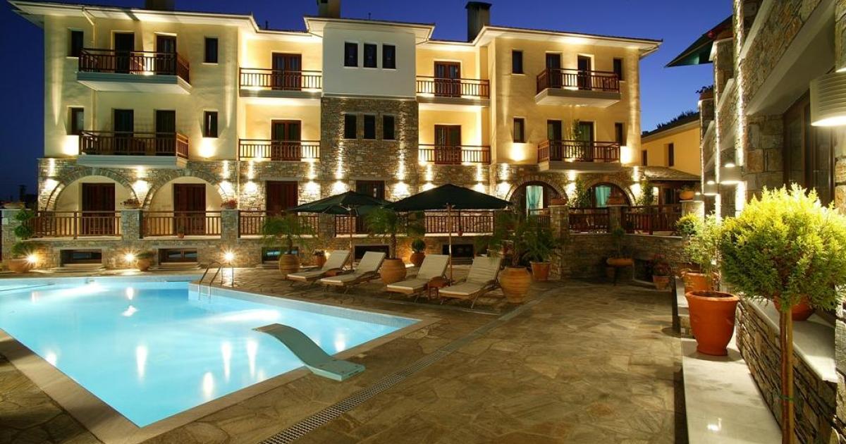 Maritsas Hotel & Suites