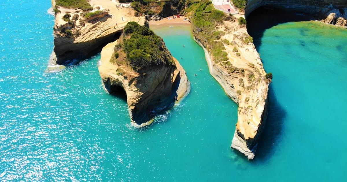 Canal d’ Αmour: Δείτε από ψηλά το περίφημο «κανάλι του έρωτα» στην Κέρκυρα