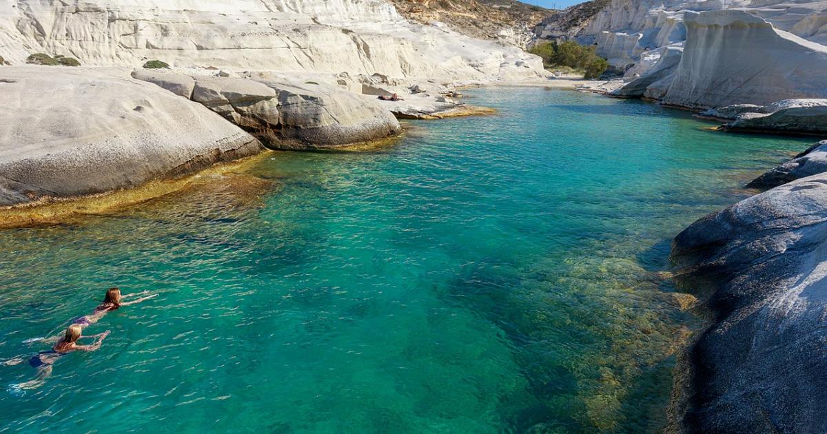 Αυτές είναι οι πιο όμορφες φυσικές πισίνες της Ελλάδας